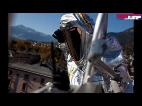 Bagjump Extreme HIGHSPEED SPACE SKYDIVE from 30,000mm in fire-suit ...